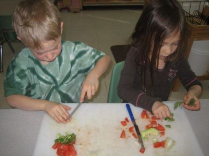 What’s the Big Deal about Table Washing? | Foothill Montessori of Salt Lake